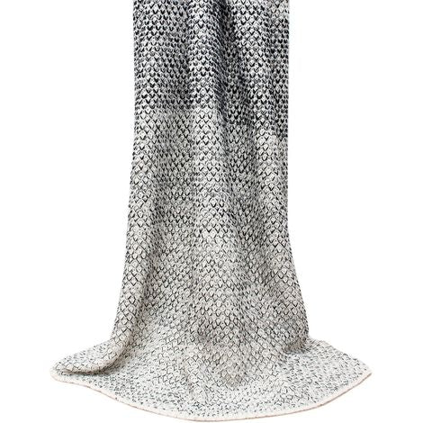 Paoletti Elina Black & White Throw Blanket – Peculiar & Pearl